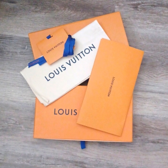 Louis Vuitton | Accessories | Louis Vuitton Wallet Box Dustbag Bundle ...